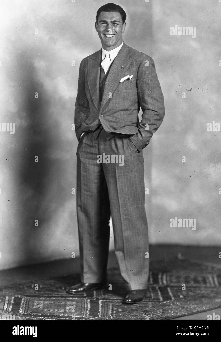 Max schmeling in 1930 hi-res stock photography and images - Alamy