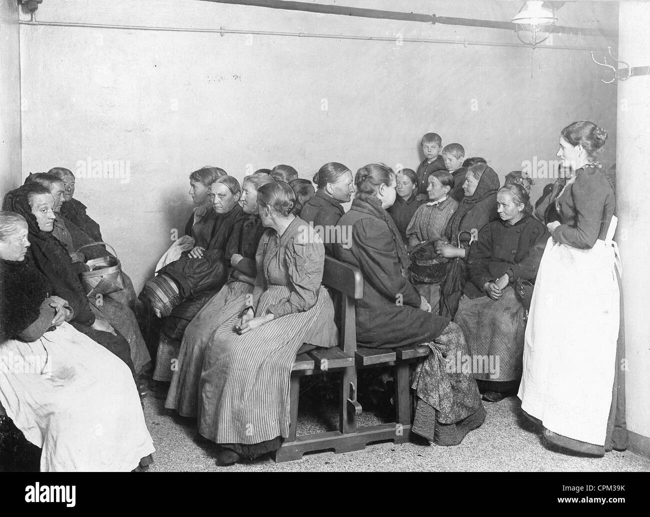 Homeless and homeless Black and White Stock Photos & Images - Alamy