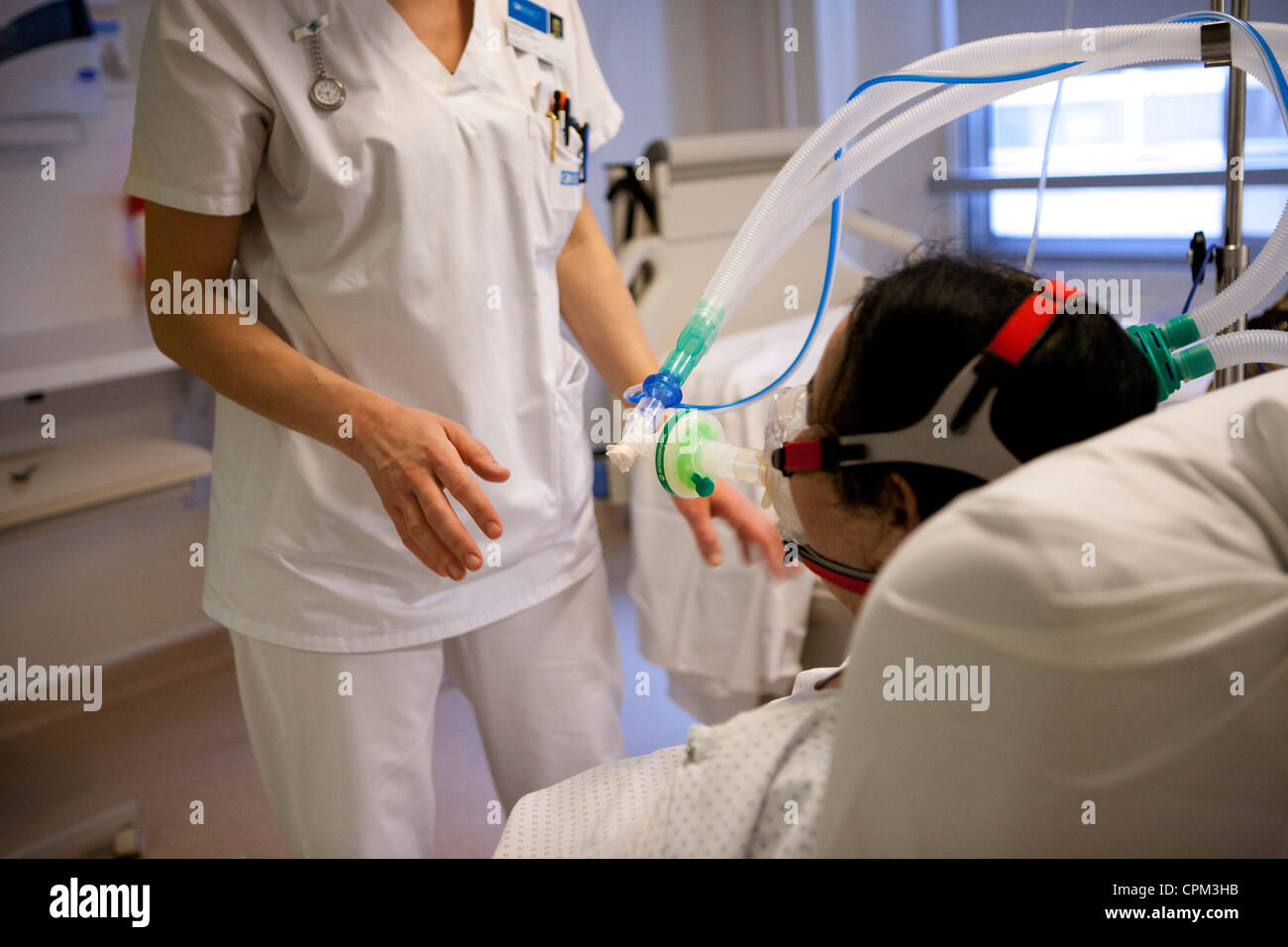 Resuscitation woman hi-res stock photography and images - Alamy