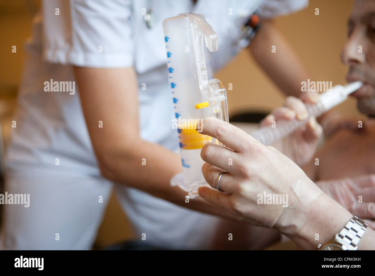 BREATHING, SPIROMETRY IN A MAN Stock Photo - Alamy