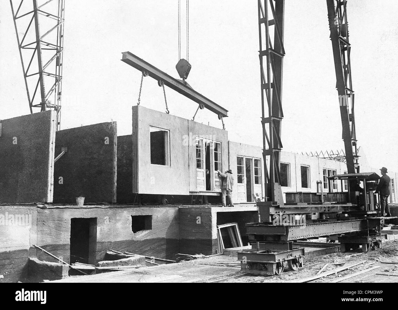 Berlin wall construction hi-res stock photography and images - Alamy