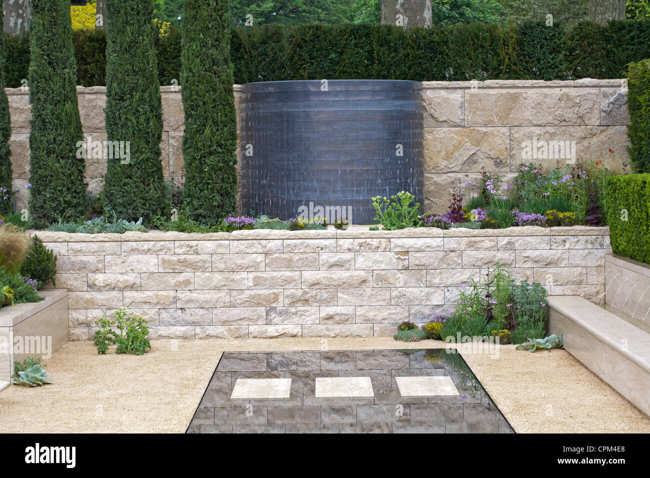 Chelsea water features hi-res stock photography and images - Alamy