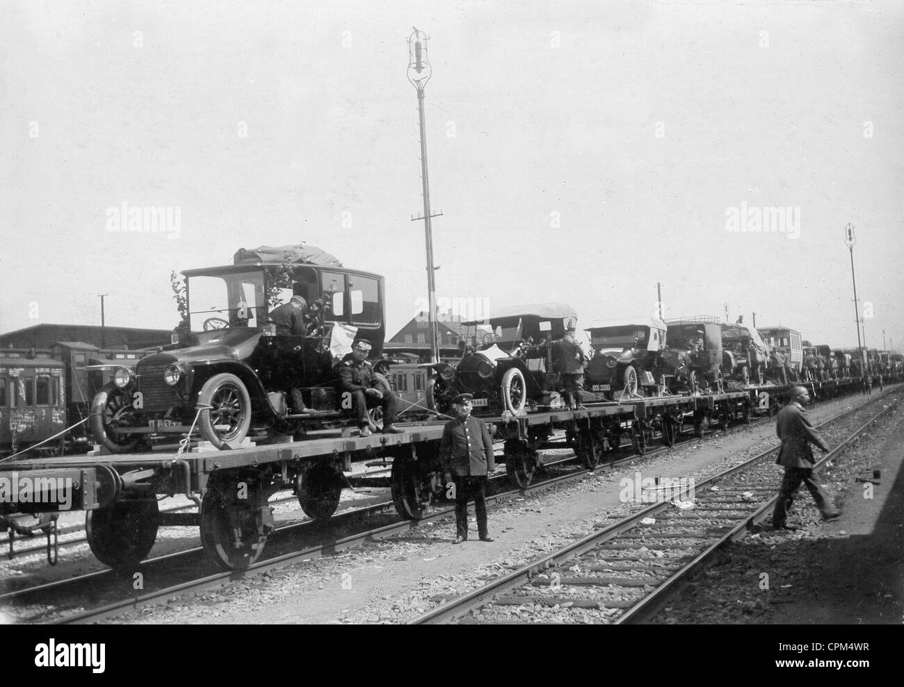 Transporting cars to the front in the First World War, 1914 Stock Photo ...