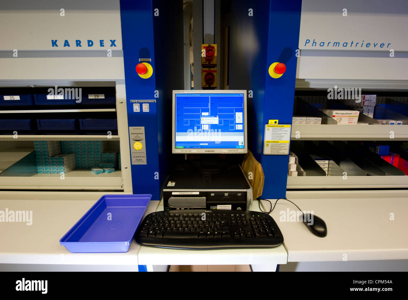 Automaton machine hi-res stock photography and images - Alamy