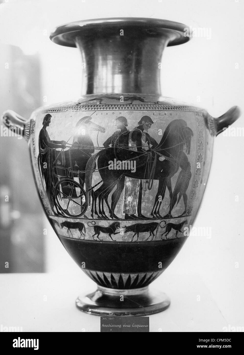 Yoking hi-res stock photography and images - Alamy