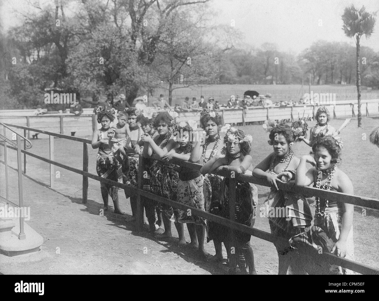 Natives of Samoa in the Hamburg zoo, 1910 Stock Photo - Alamy