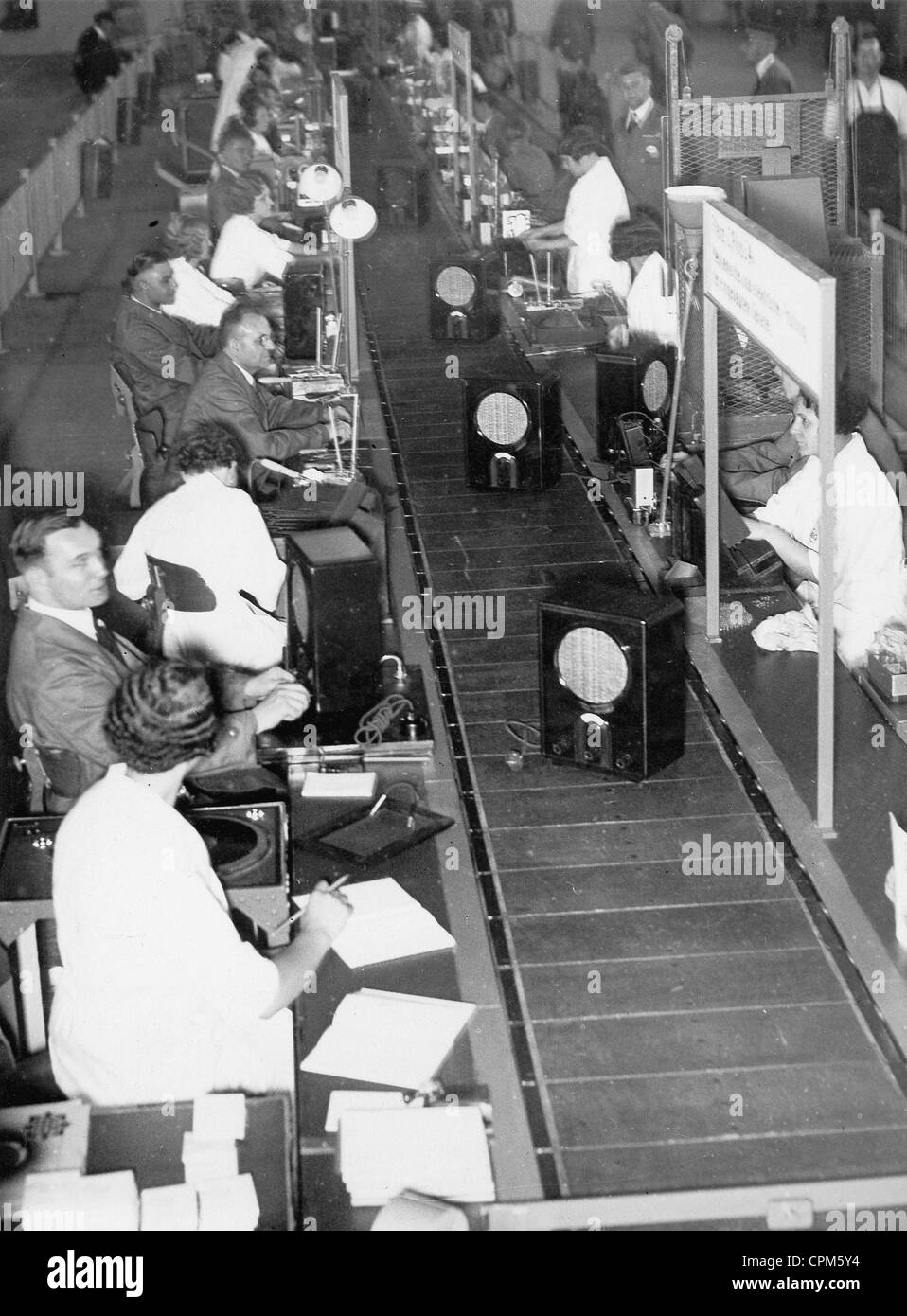 production of 'People's Receivers', 1934 Stock Photo - Alamy