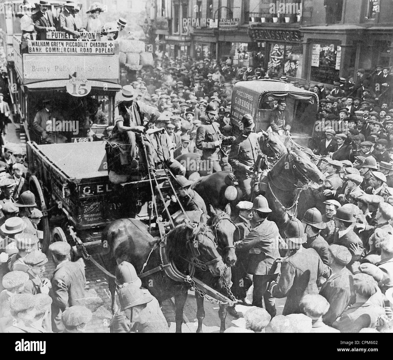 Dock workers Black and White Stock Photos & Images - Alamy