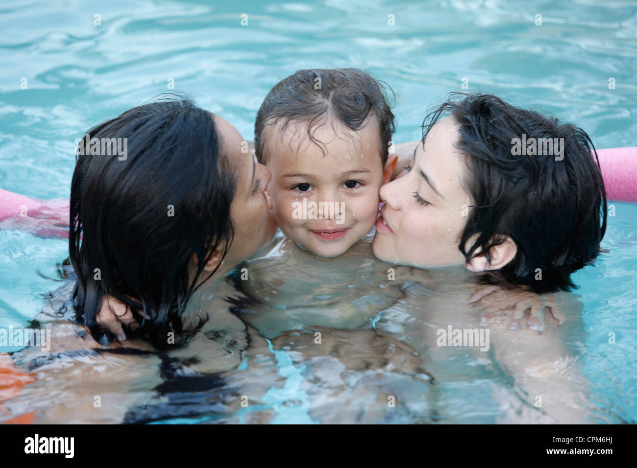 5 year old swimming in pool hi-res stock photography and images - Alamy