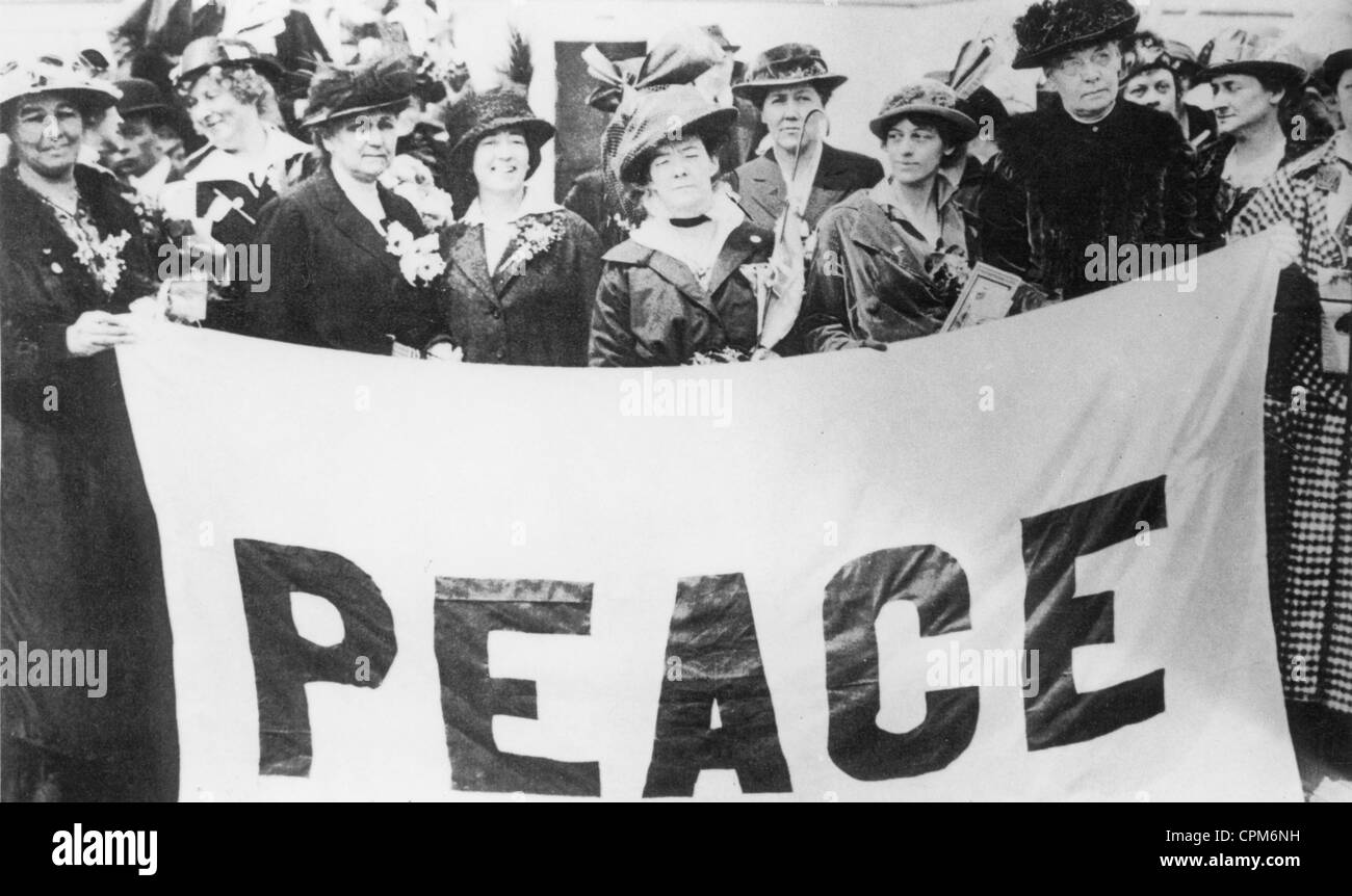 American president in france hi-res stock photography and images - Alamy