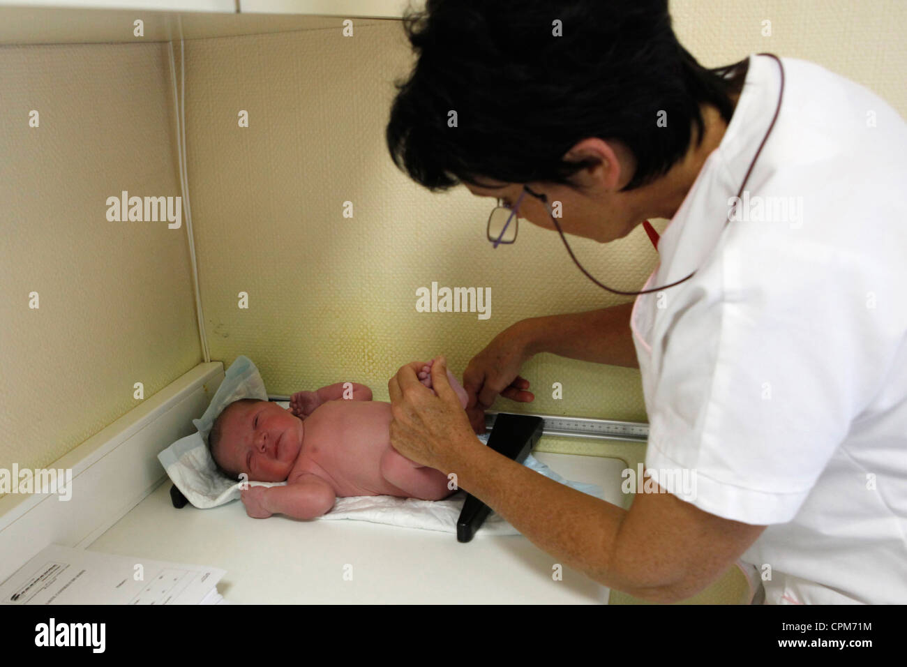 Measuring Baby Pediatric High Resolution Stock Photography and Images ...