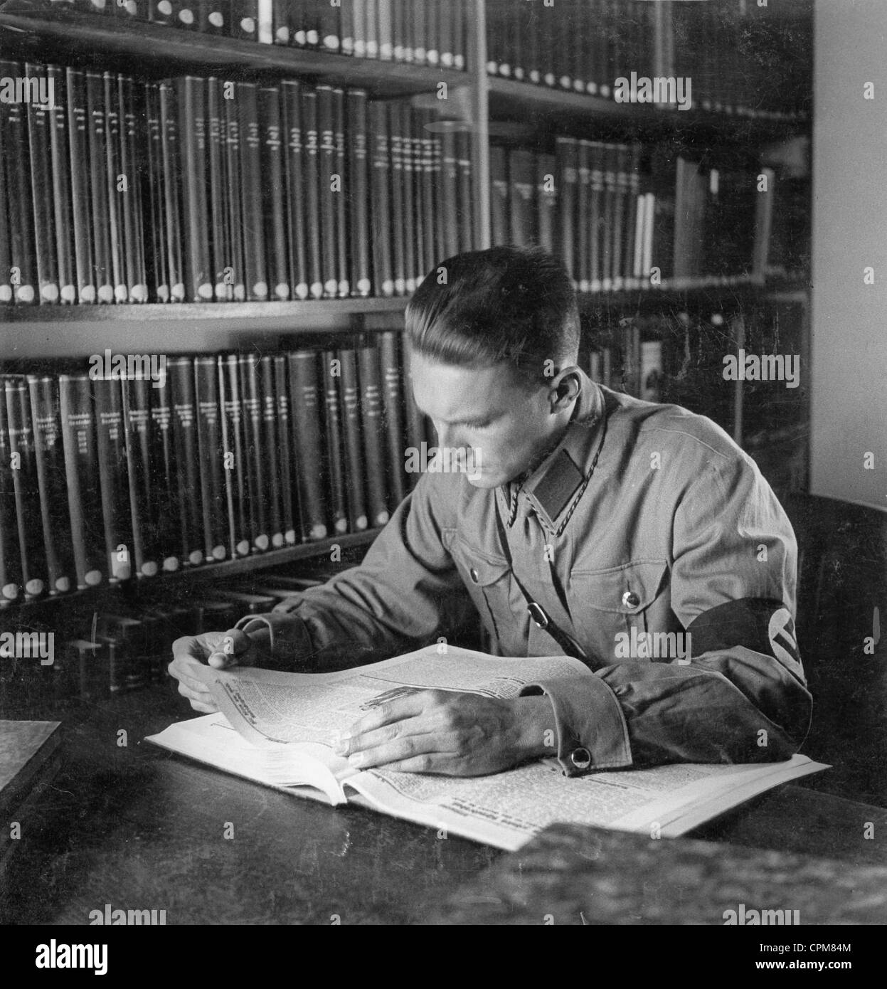 Student sa uniform Black and White Stock Photos & Images - Alamy