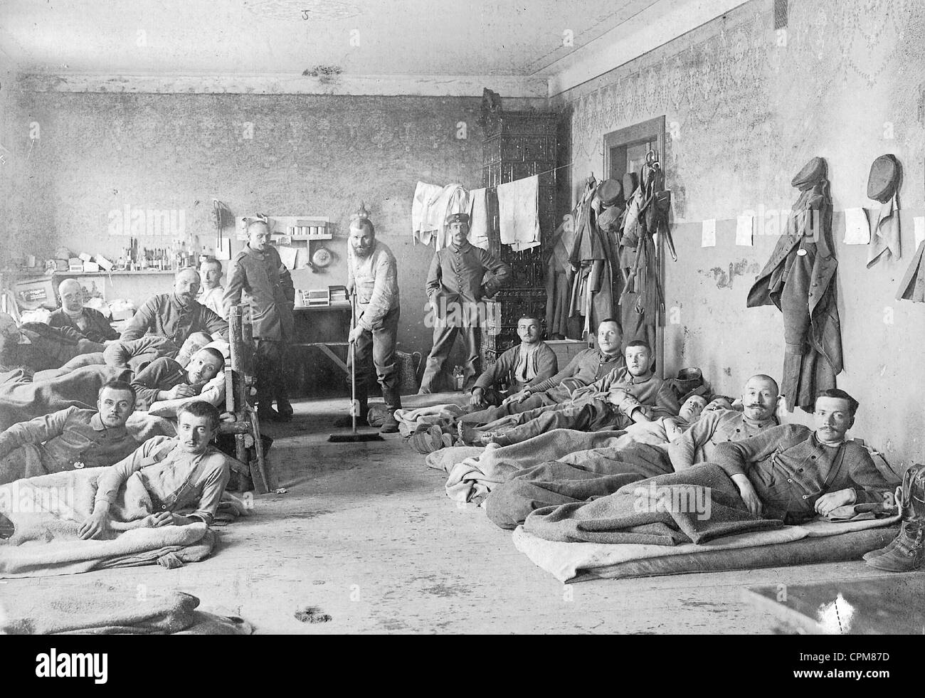 Wounded Germans in a hospital on the Eastern Front, 1915 Stock Photo ...