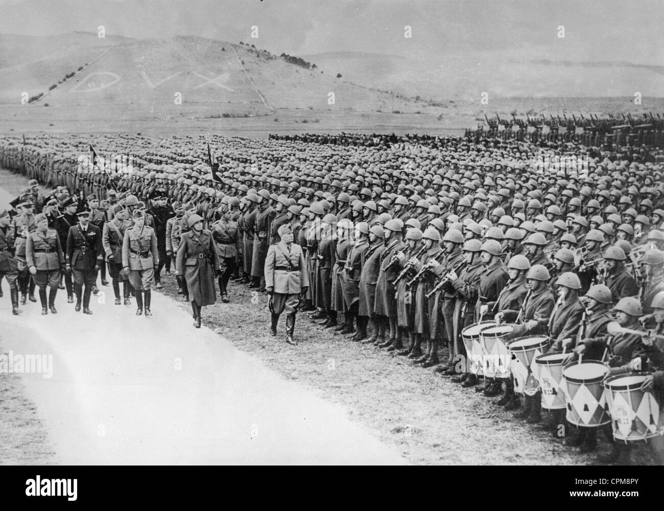 Benito Mussolini with units of the 8th Army, 1940 Stock Photo - Alamy