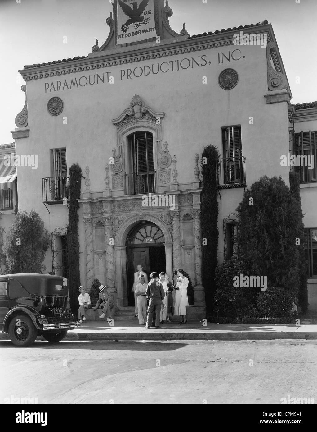 Paramount cinema hi-res stock photography and images - Alamy