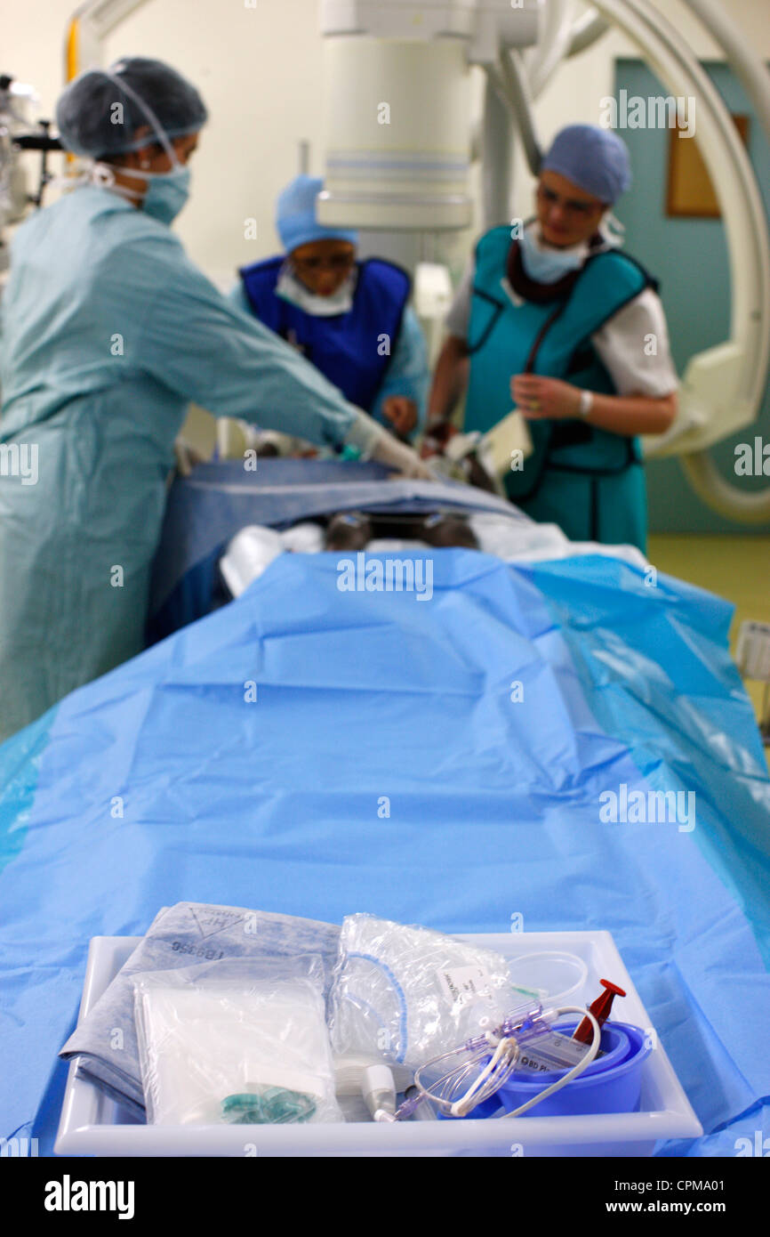 Surgery 8 hi-res stock photography and images - Alamy
