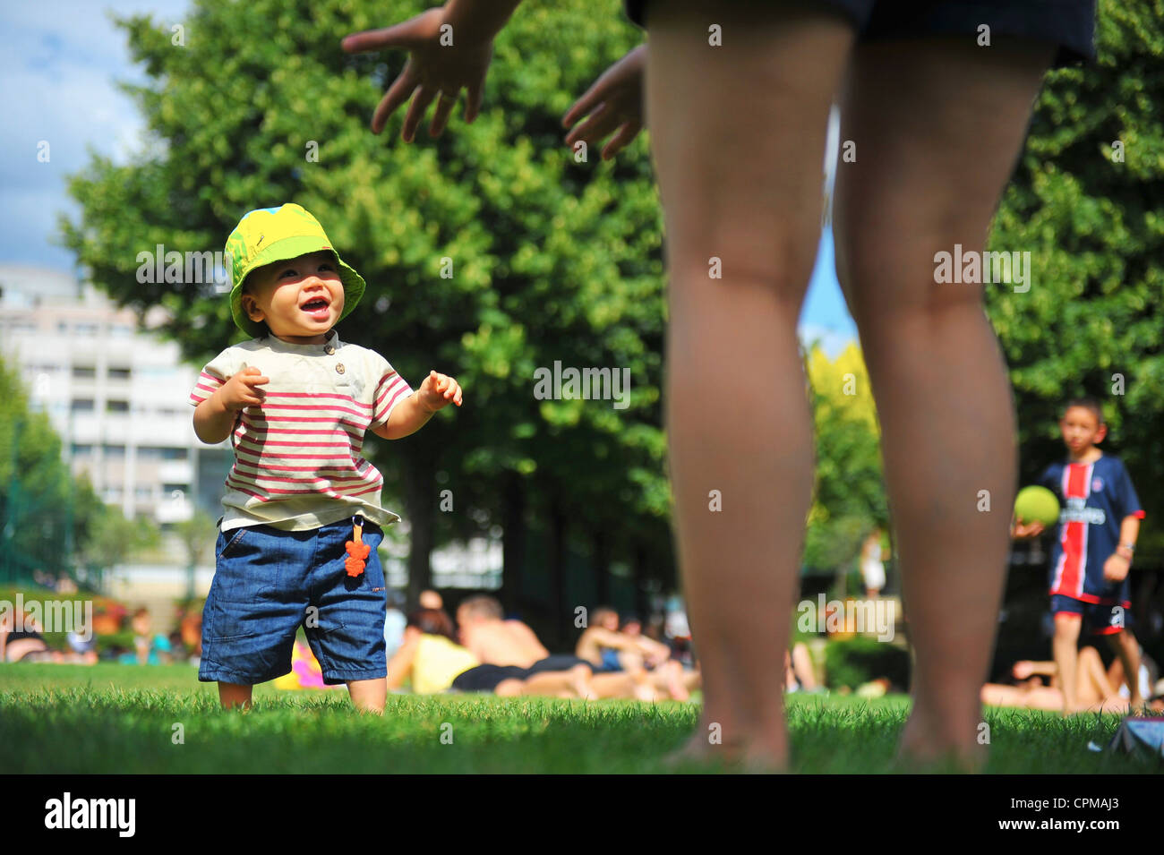 Infant public hi-res stock photography and images - Alamy