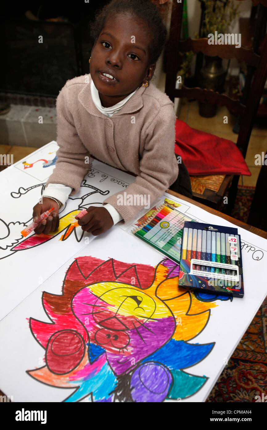 Humanitarian aid drawing hi-res stock photography and images - Alamy