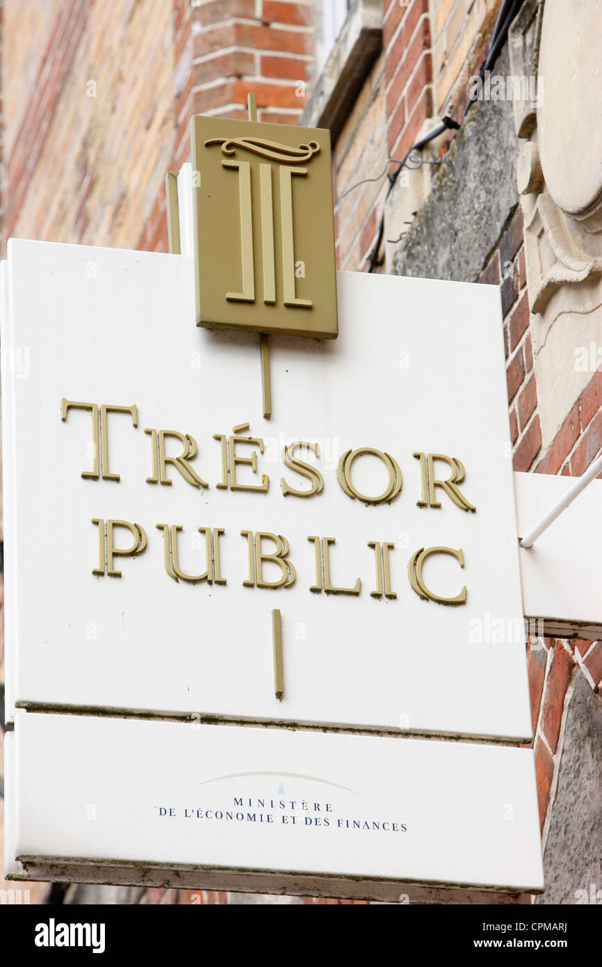 Tax Office Revenue Service High Resolution Stock Photography and Images ...