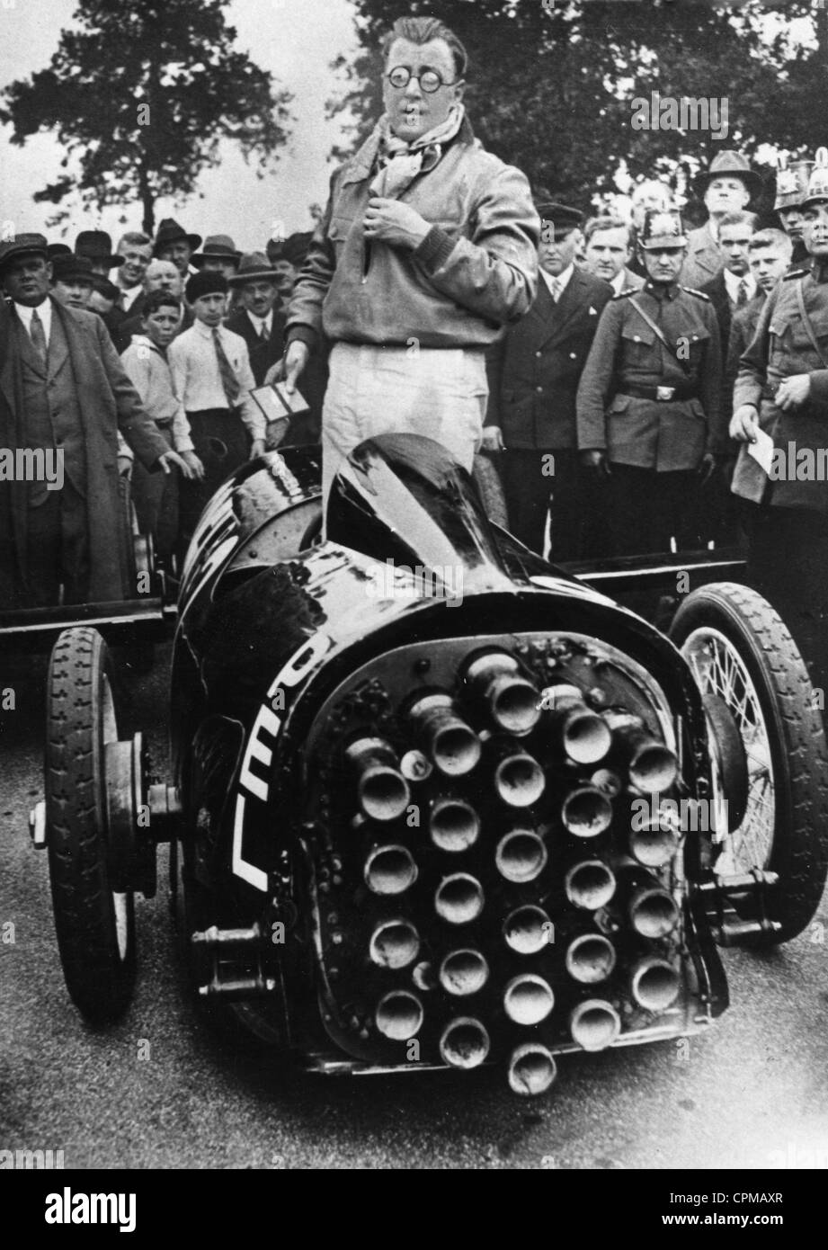 2 h Black and White Stock Photos & Images - Alamy