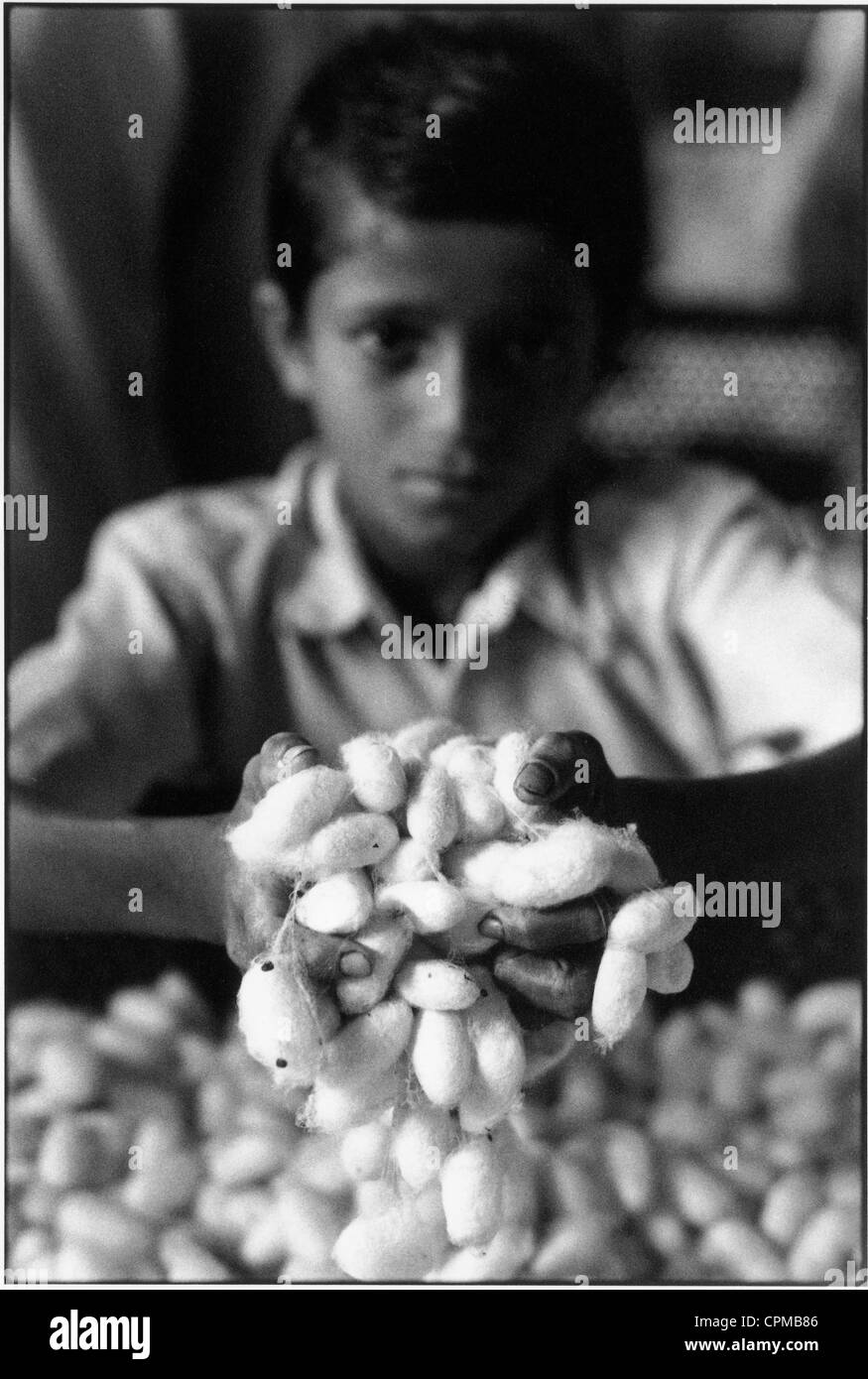 Child labor india hi-res stock photography and images - Alamy