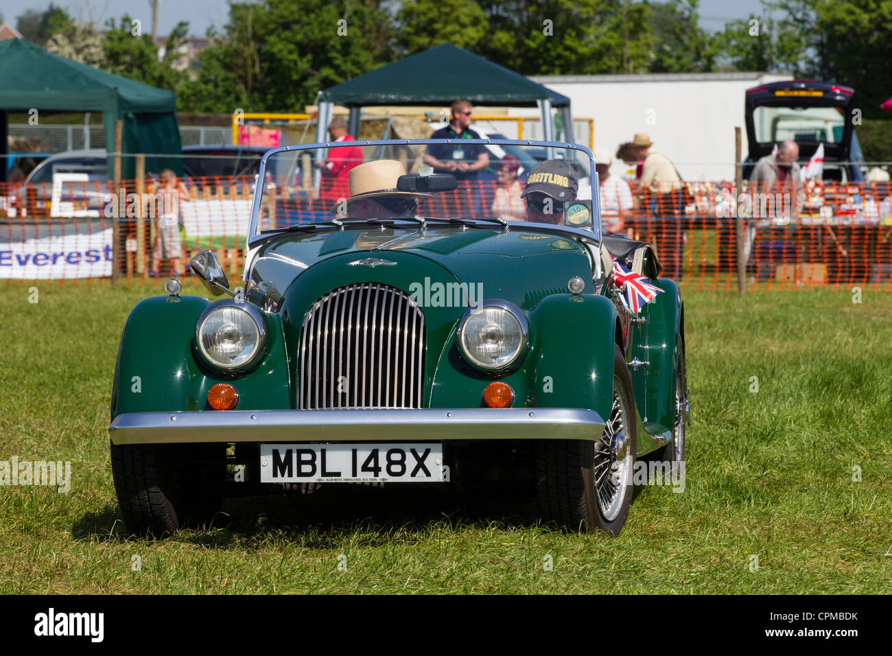Green morgan car hi-res stock photography and images - Alamy