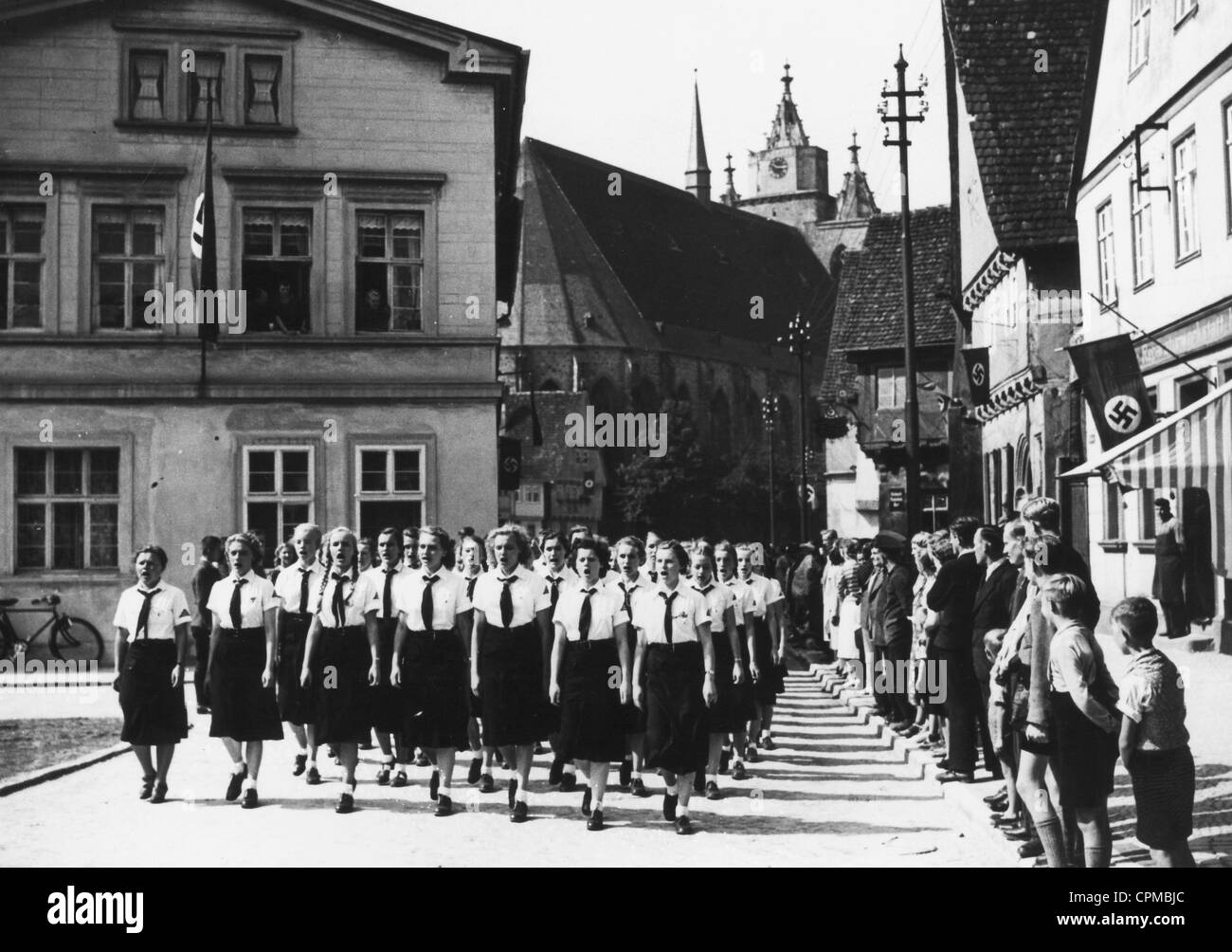 Marching through town hi-res stock photography and images - Alamy
