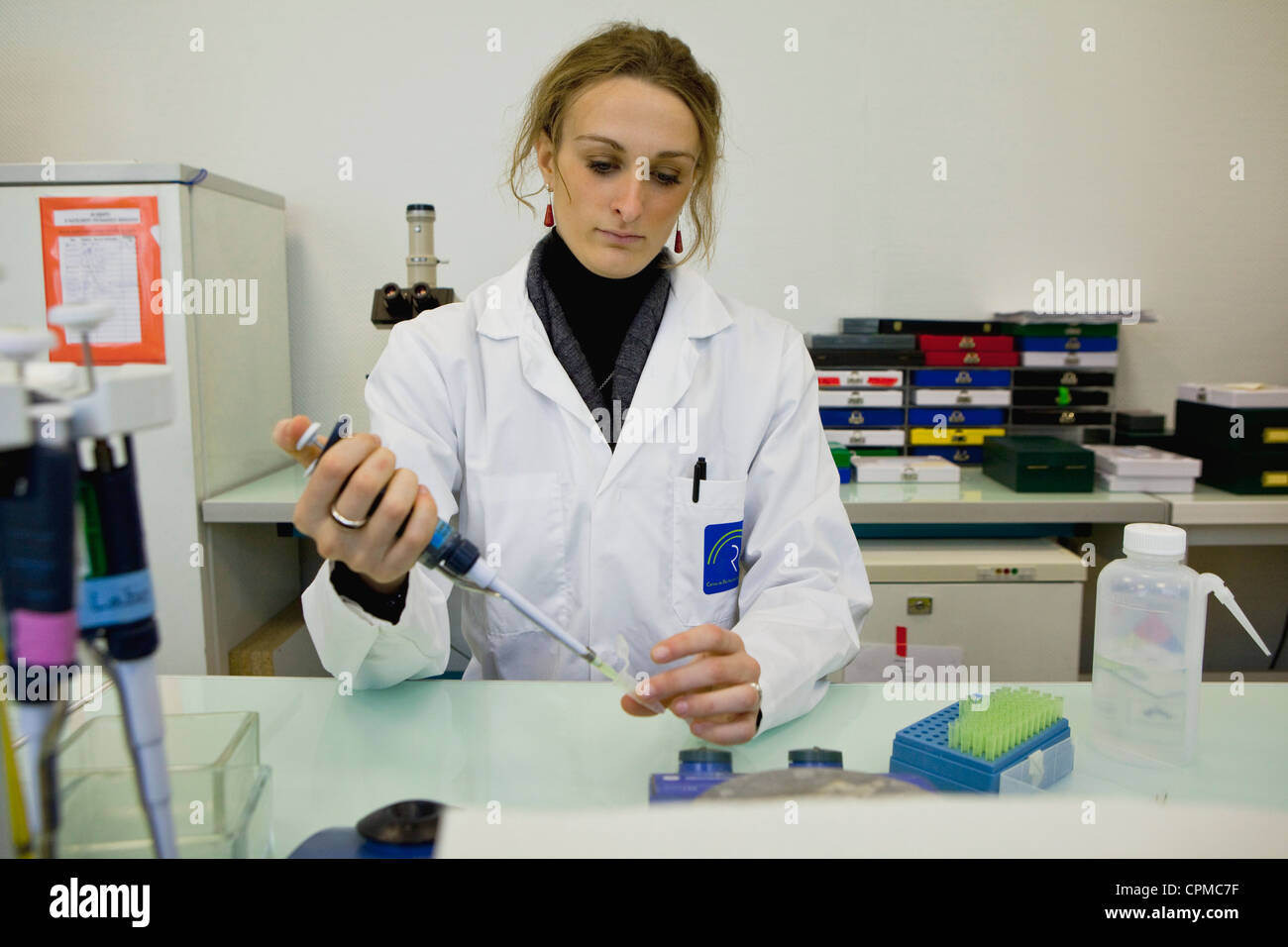 Pipetman hi-res stock photography and images - Alamy