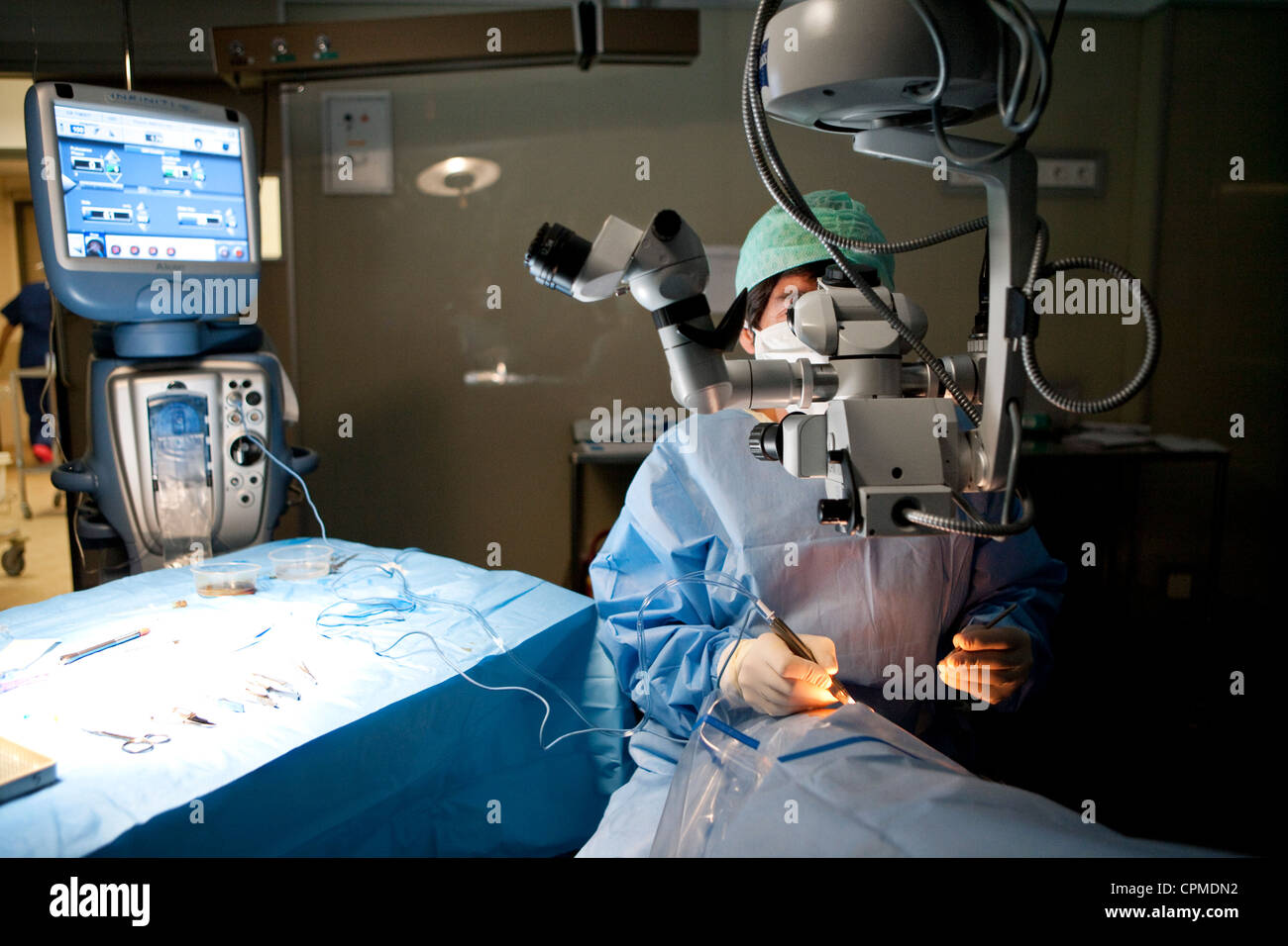 Prosthetic intra ocular lens hi-res stock photography and images - Alamy