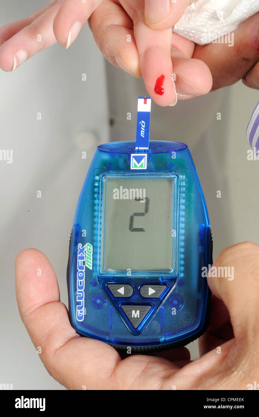 TEST FOR DIABETES Stock Photo - Alamy