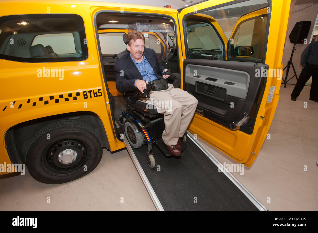 Ada ramp hi-res stock photography and images - Alamy