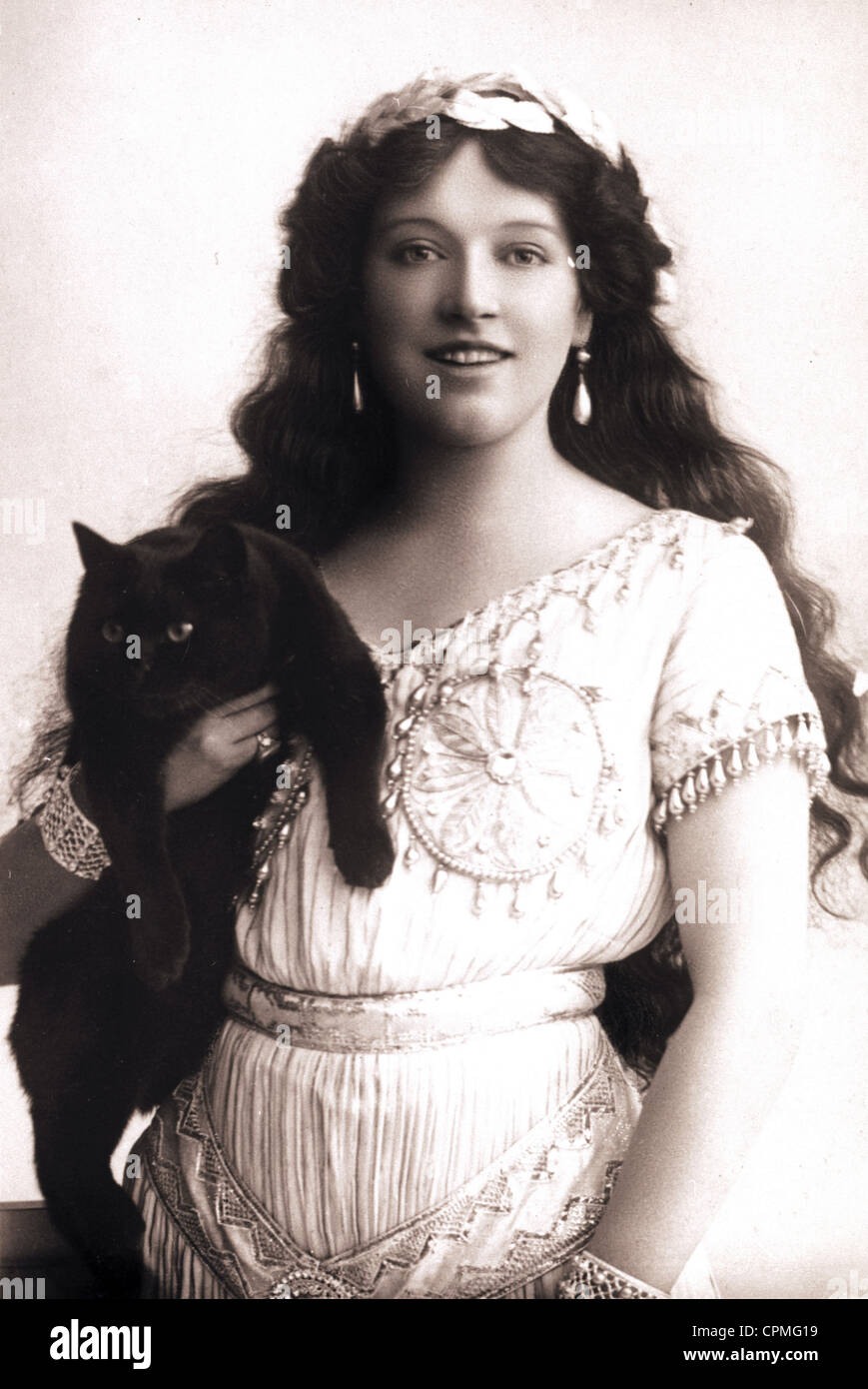 Actress black hi-res stock photography and images - Alamy