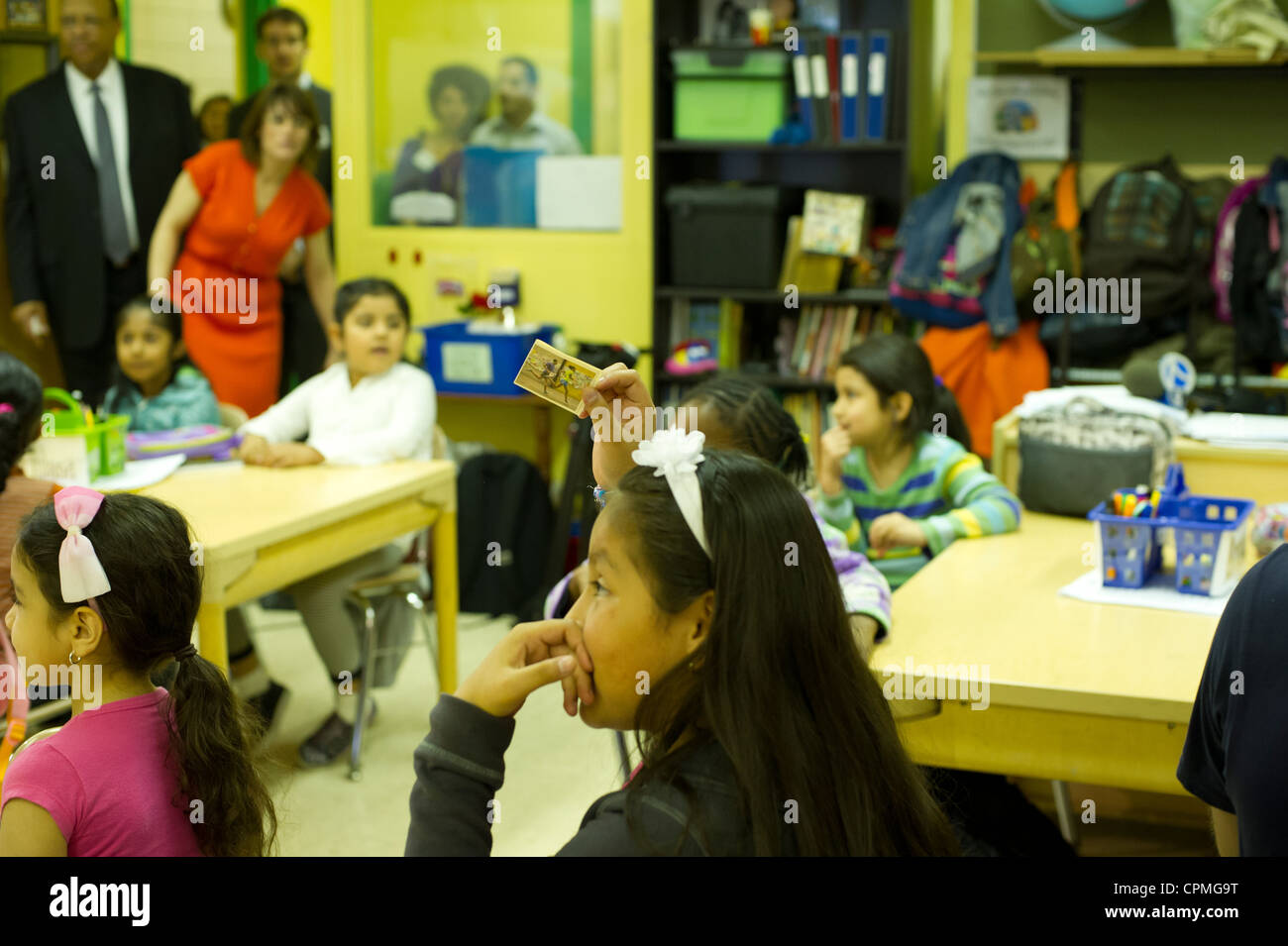 First grade kids classroom hi-res stock photography and images - Alamy