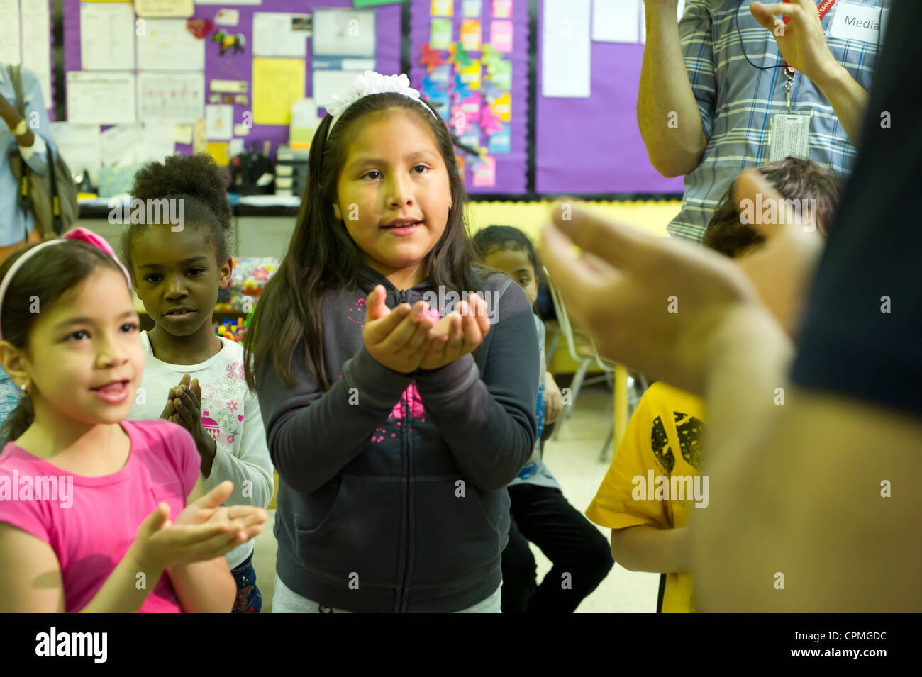 First and second grade Arabic class in New York Stock Photo - Alamy