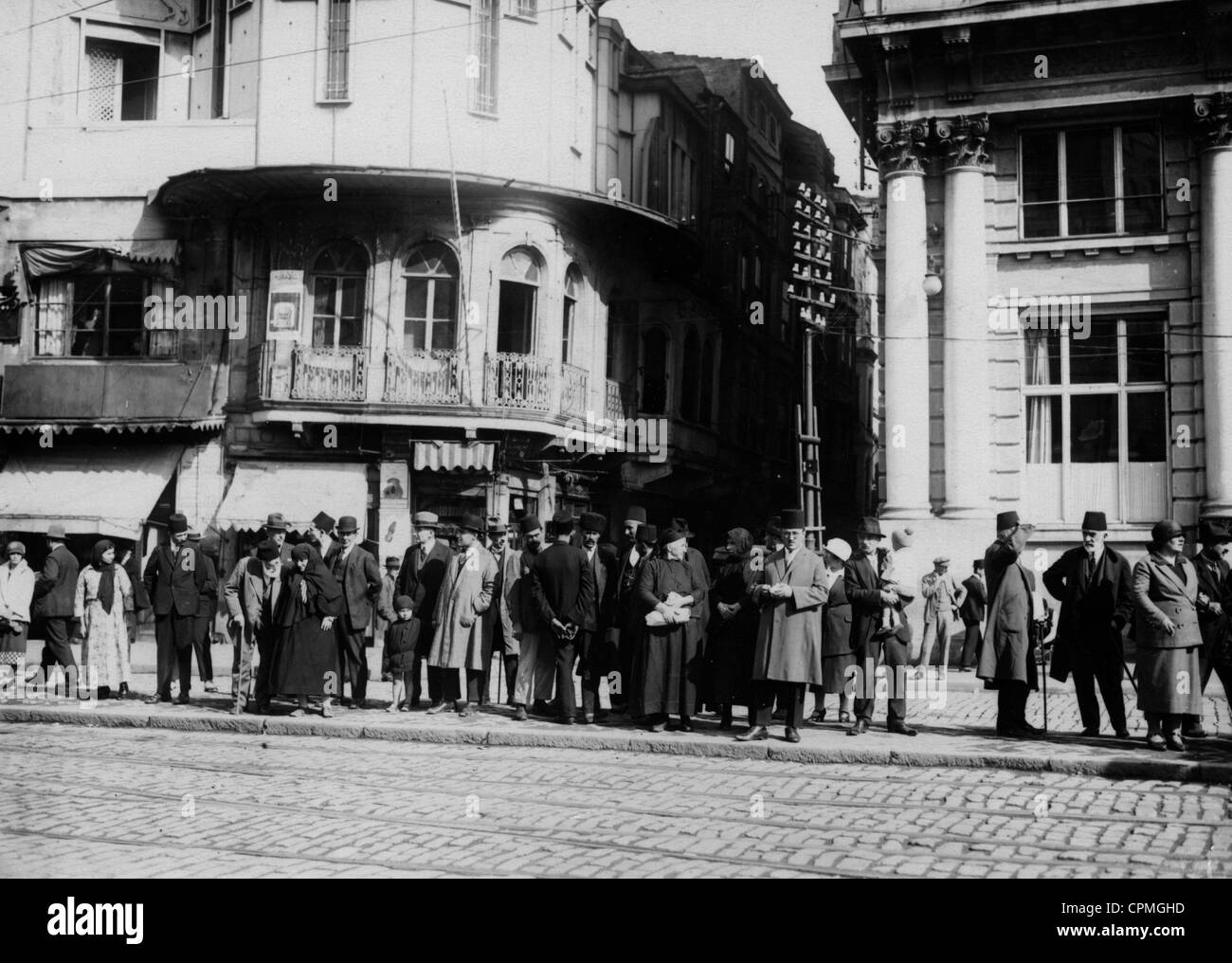 Street scene in constantinople hi-res stock photography and images - Alamy