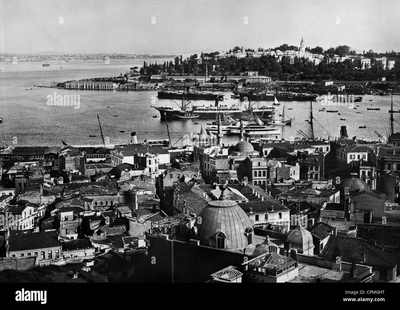 View of the port of constantinople hi-res stock photography and images ...
