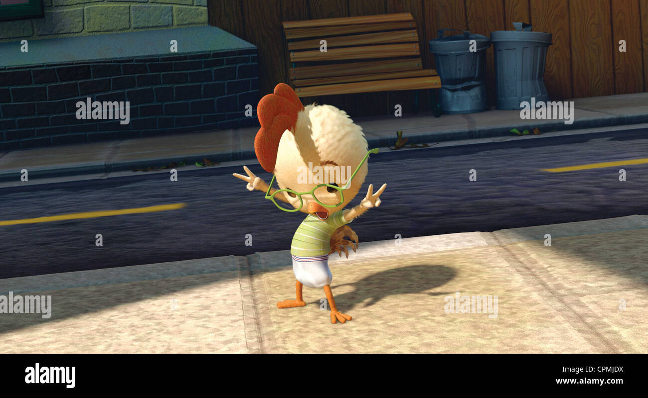 Chicken little movie still hi-res stock photography and images - Alamy