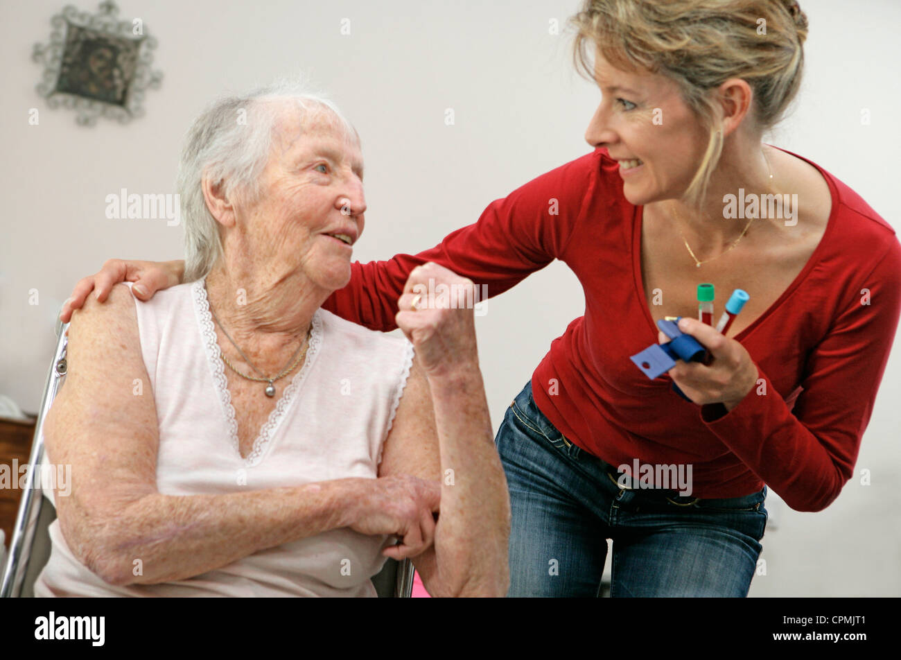 INDEPENDENT NURSE CONTRACTOR Stock Photo - Alamy