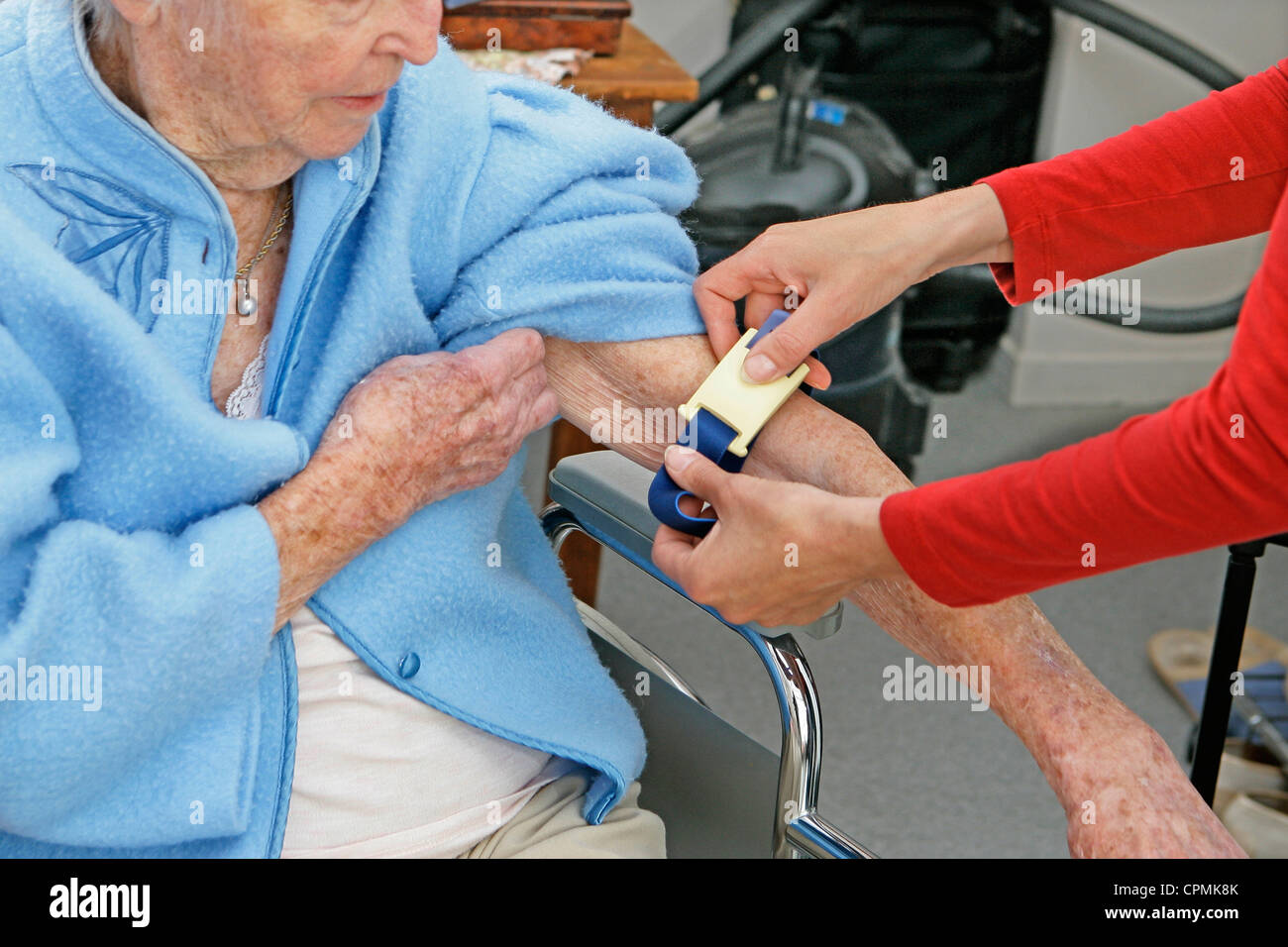INDEPENDENT NURSE CONTRACTOR Stock Photo - Alamy