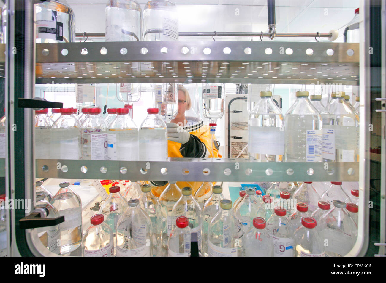 Parenteral nutrition preparation hi-res stock photography and images ...