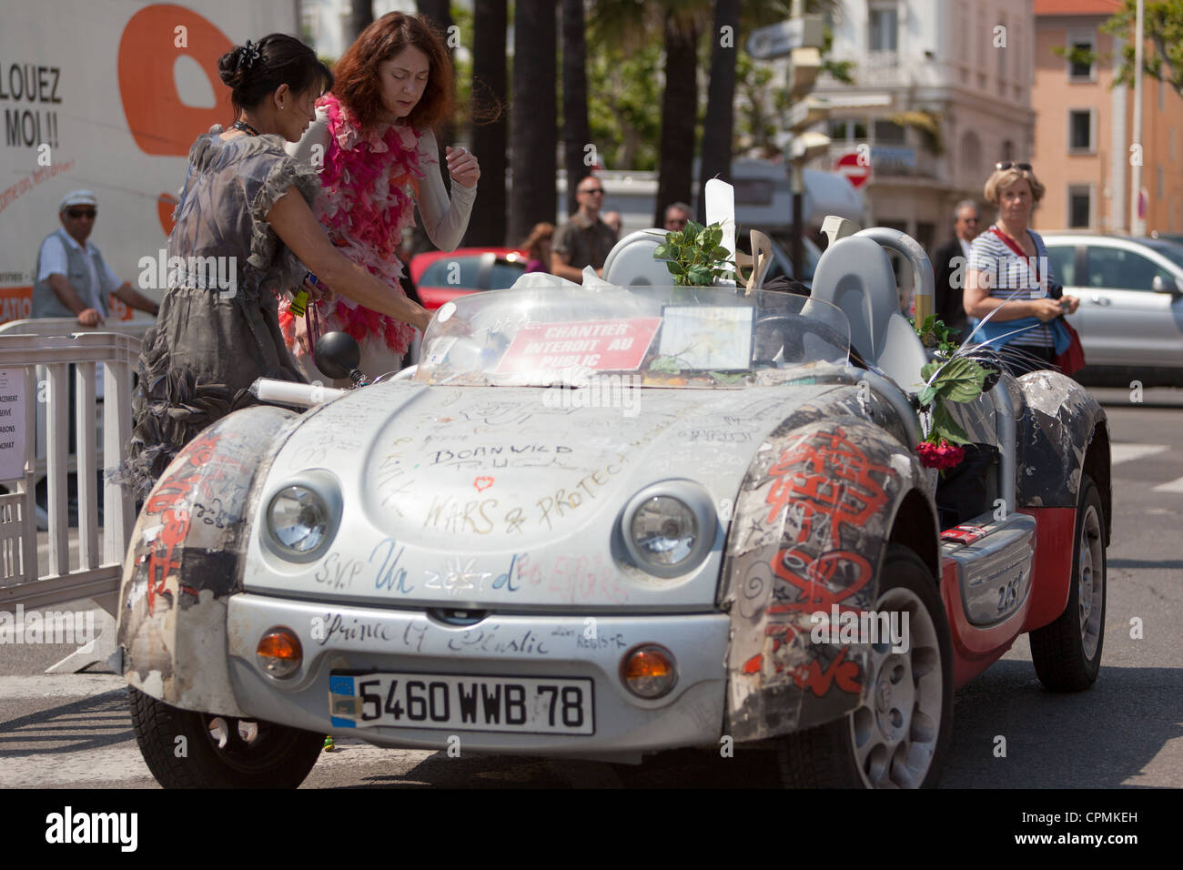 Eccentric nonconformist hi-res stock photography and images - Alamy