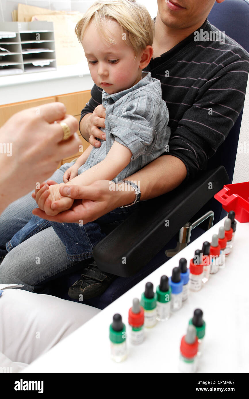 ALLERGY TEST, CHILD Stock Photo - Alamy