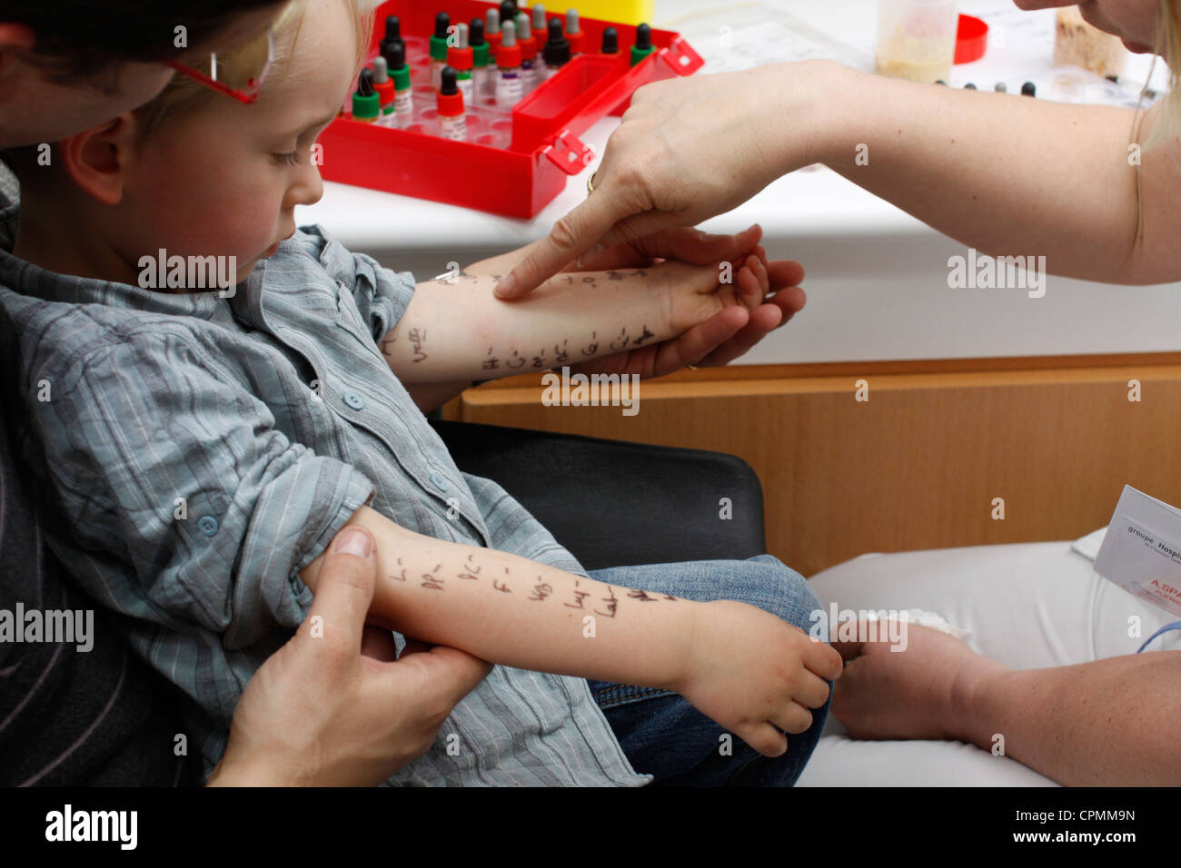 ALLERGY TEST, CHILD Stock Photo - Alamy