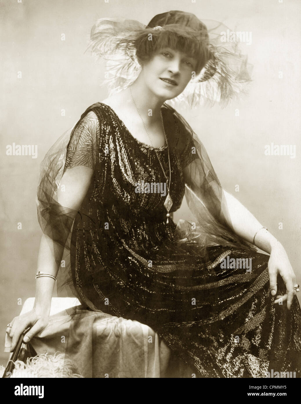 1920 woman hi-res stock photography and images - Alamy