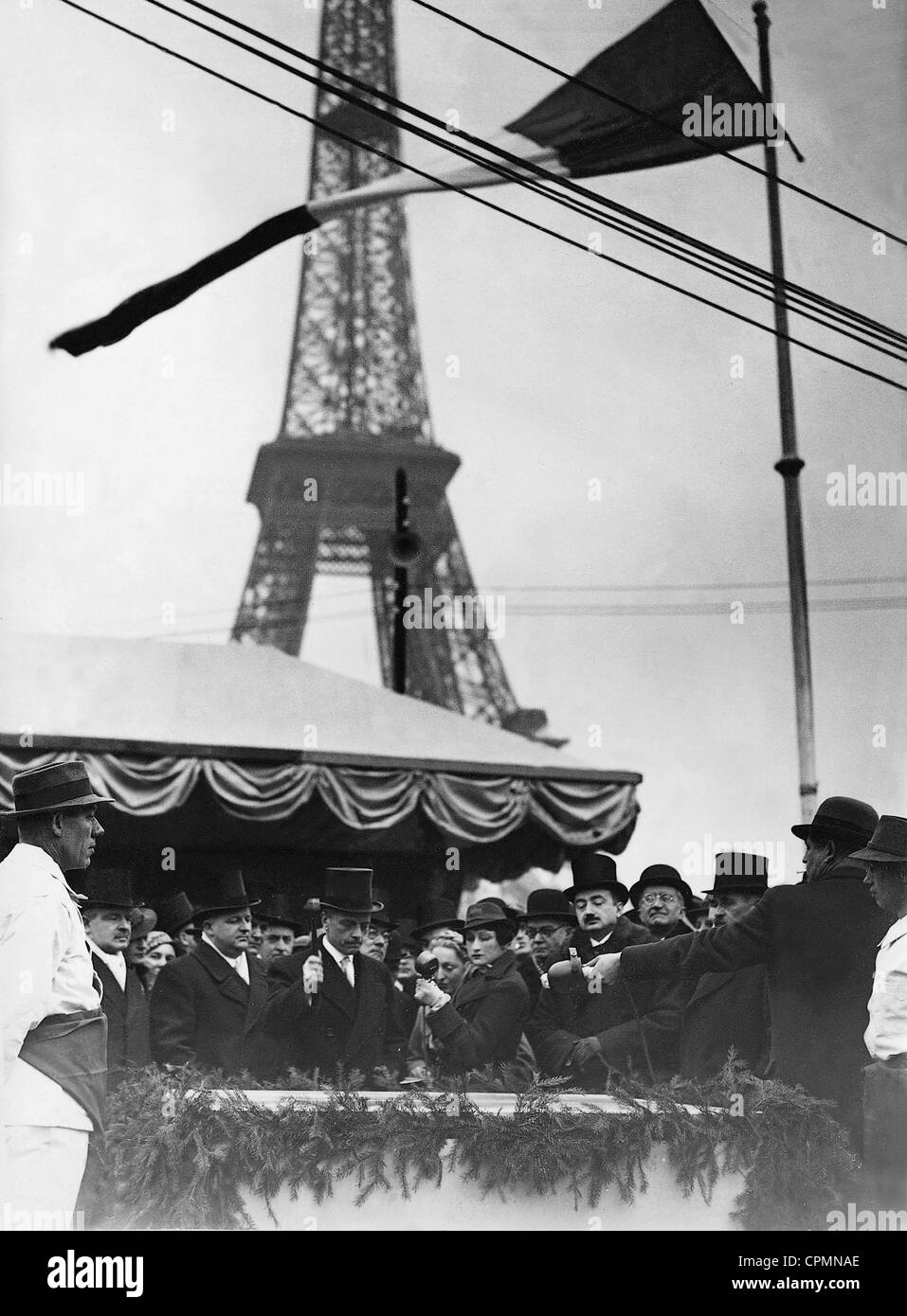 Laying of the foundation stone for the German pavilion at the Paris ...