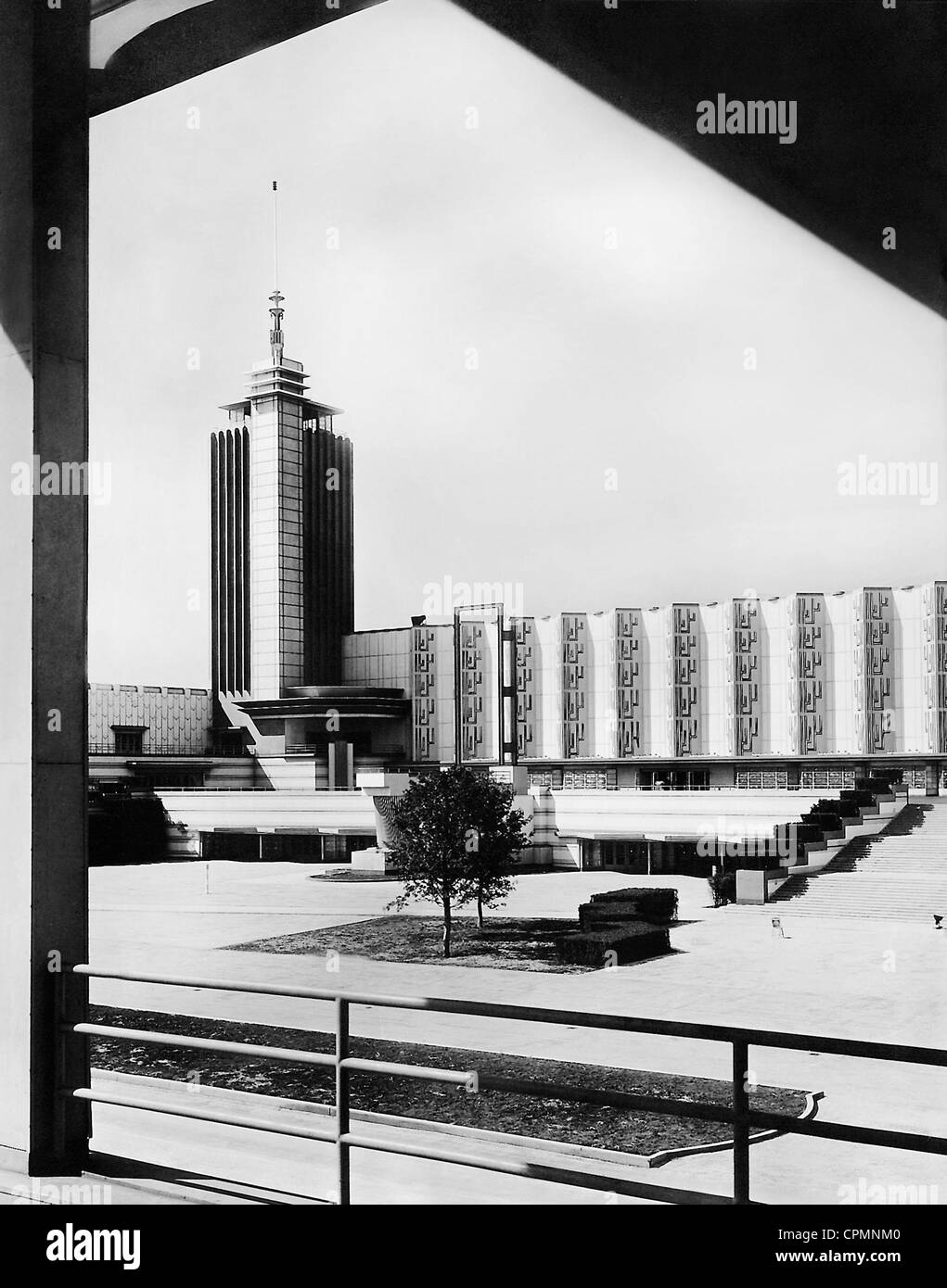 Building science hi-res stock photography and images - Alamy