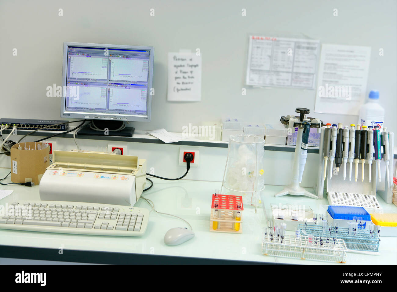 Automated analyzer for platelet hi-res stock photography and images - Alamy