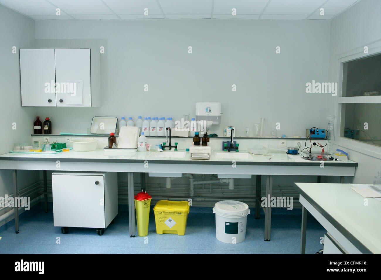 Instruments rouen hi-res stock photography and images - Alamy