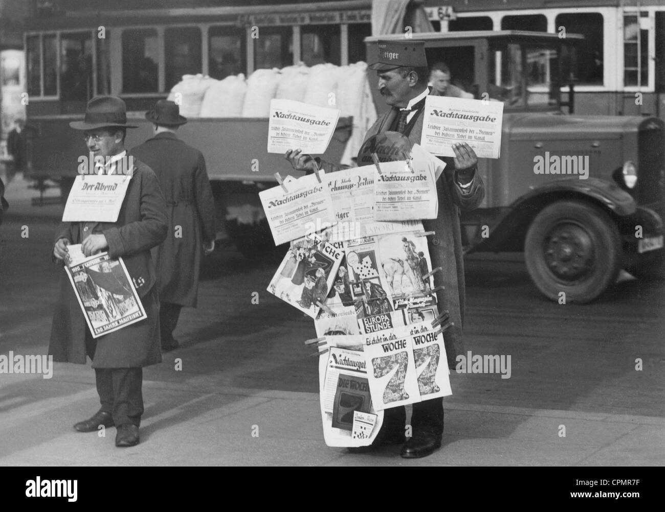 Newspaper vendors in Berlin, 1930 Stock Photo - Alamy