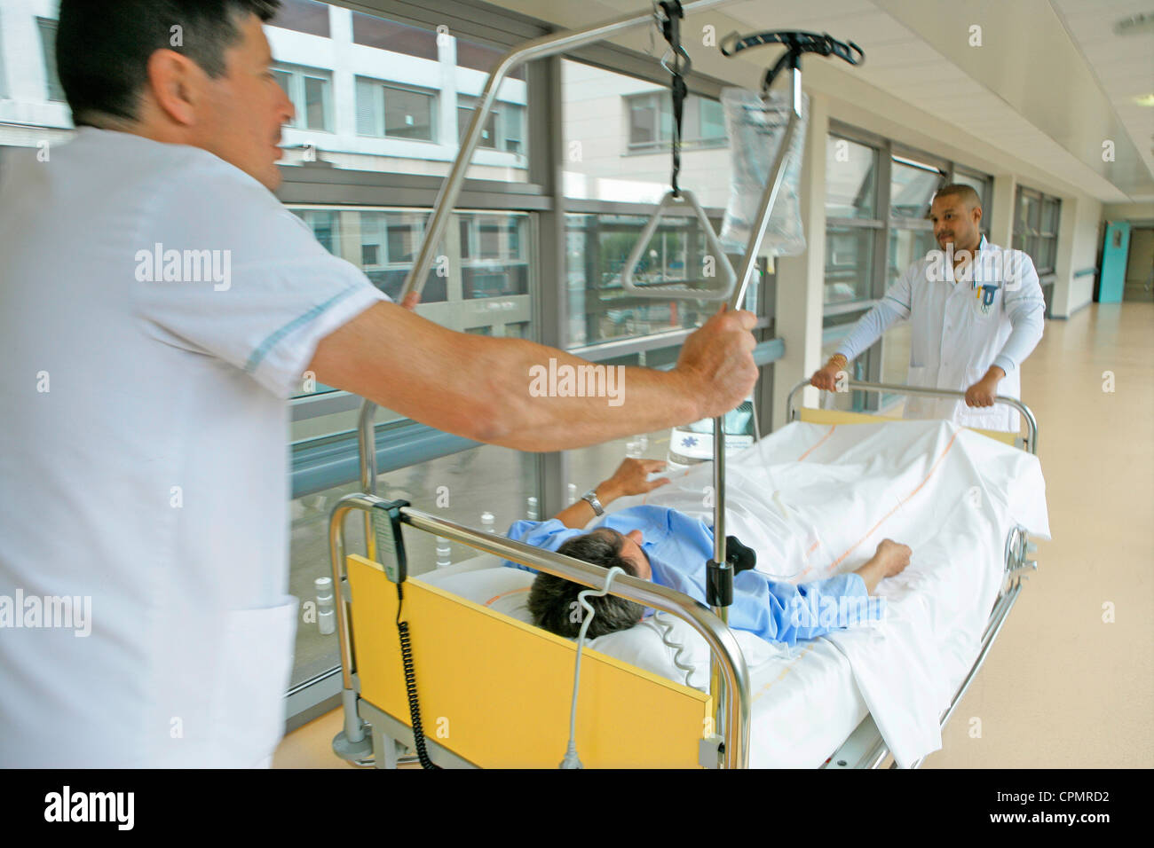 Old Medical Stretcher Bed High Resolution Stock Photography and Images ...